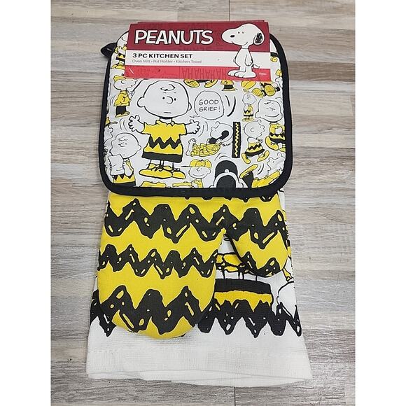 Kitchen | Kitchen | Peanuts 3 Piece Kitchen Set Charlie Brown Snoopy ...